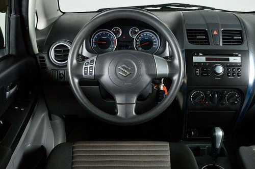 Suzuki sx4 интерьер