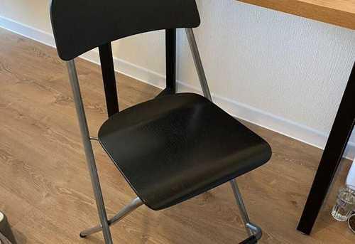 Полубарный стул IKEA