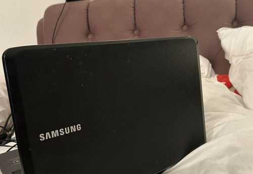 Ноутбук Samsung R528 SSD
