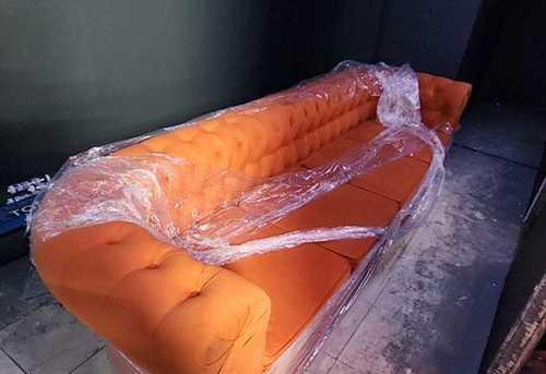 Оранжевый диван честер велюровый