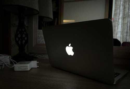 MacBook Air 11 (2014), 160 ГБ, Core i5, 1.4 ГГц, RAM 4 ГБ, Intel HD Graphics 5000