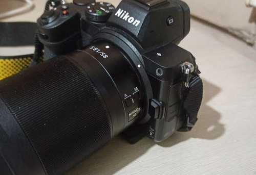 Nikon z5 + nikkor 85 1.8s