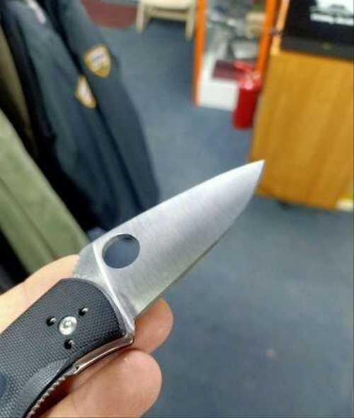 Нож spyderco