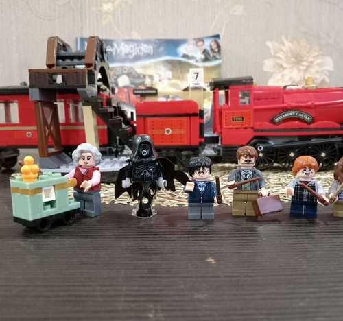 Lego поезд Justice Magician