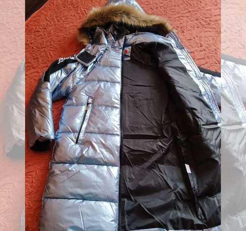 Новая куртка парка 140 р