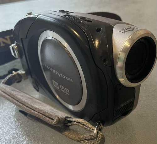 Видеокамера Sony Handycam DSR-DVD203E, Zoom 12x