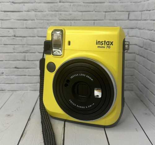 Фотоаппарат instax mini 70