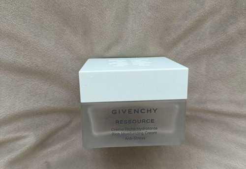 Баночка от крема Givenchy