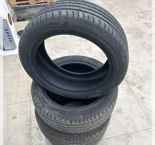 Viatti Strada Asimmetrico 215/50 R17