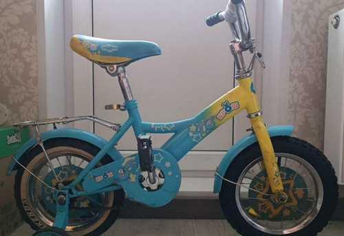 Велосипед детский от трёх лет, 12 дюймов