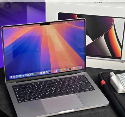 Macbook Pro 14 2021 /M1 Pro/16GB как новый, компле