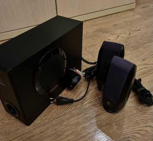 Компьютерные колонки Logitech s220