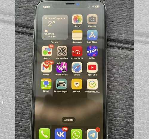 iPhone X, 64 ГБ