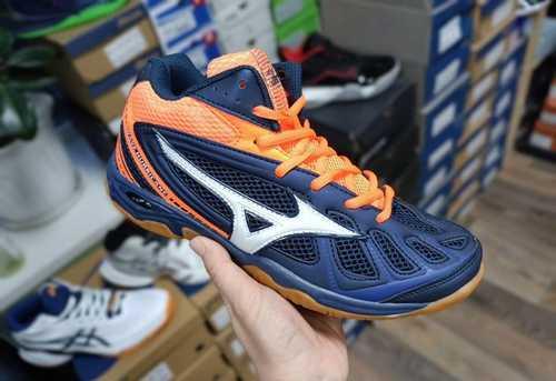 Кроссовки мужские волейбольные Mizuno