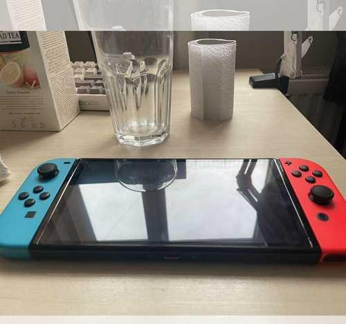 Nintendo switch oled полный комлект бу