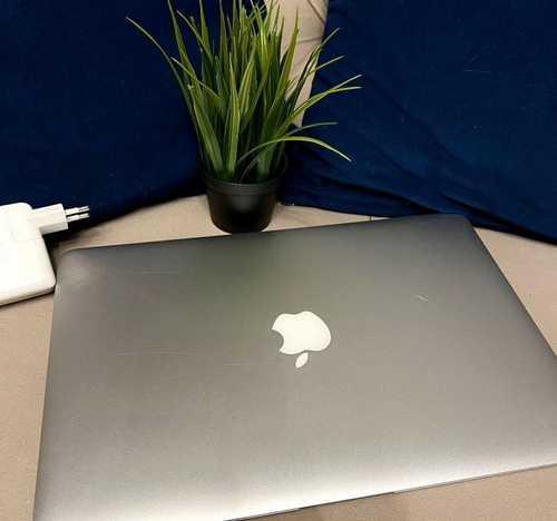 MacBook Air 13 (2017) RU/A