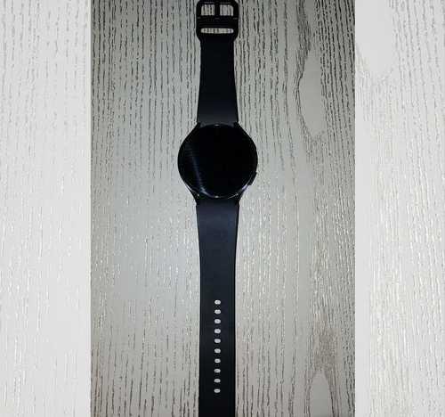 Часы Samsung Galaxy Watch 6 44mm