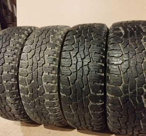 Nokian Tyres Outpost AT 215/65 R16 98T