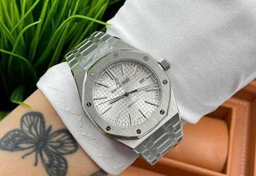 Шикарные мужские часы Audemars Piguet