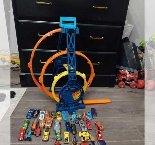 Трек hot wheels
