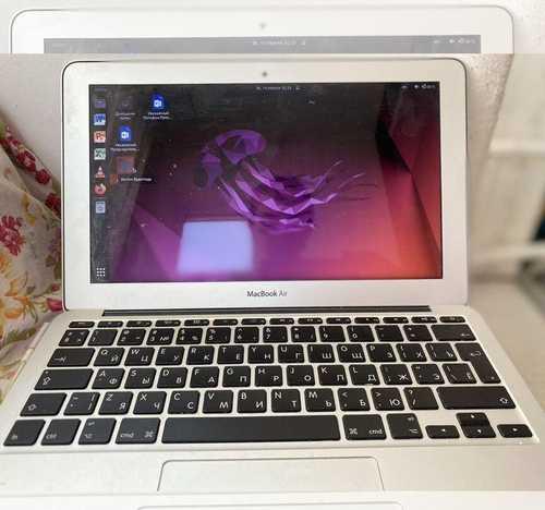 Apple MacBook Air 11 2011