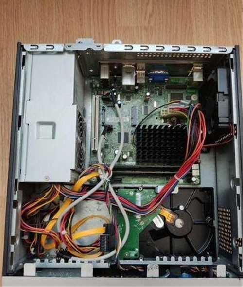 Миниатюрный компьютер Intel D510