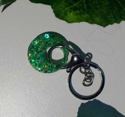 Серьги, брелоки, подставки