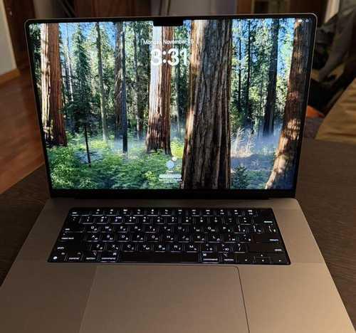 Apple macbook pro 16 m1 Memory 16 gb Storage 1 Tb