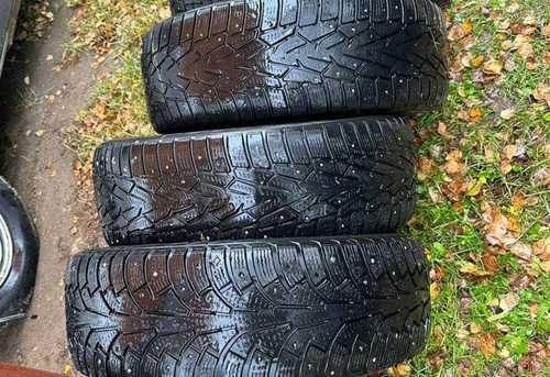 Nokian Tyres Line 215/65 R16