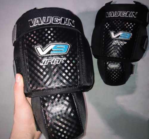 Хоккейные вратарские Наколенники Vaughn V9 PRO