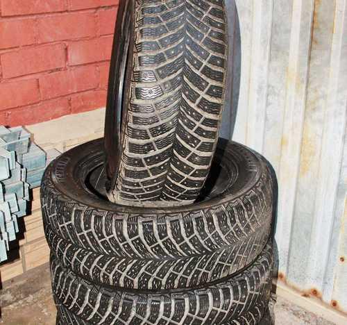 Michelin X-Ice North 4 205/55 R16