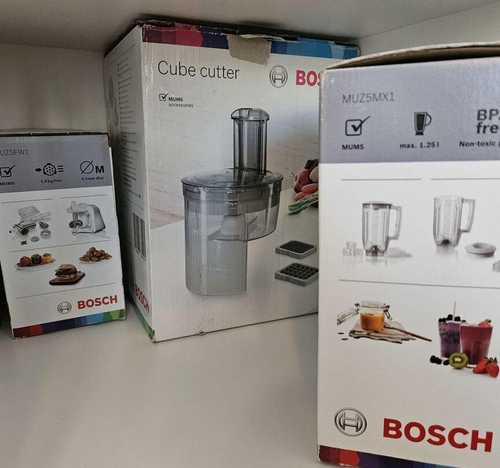 Кухонный комбайн Bosch MUM5