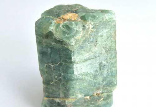 Апатит кристалл натуральный, 49*37*34 мм