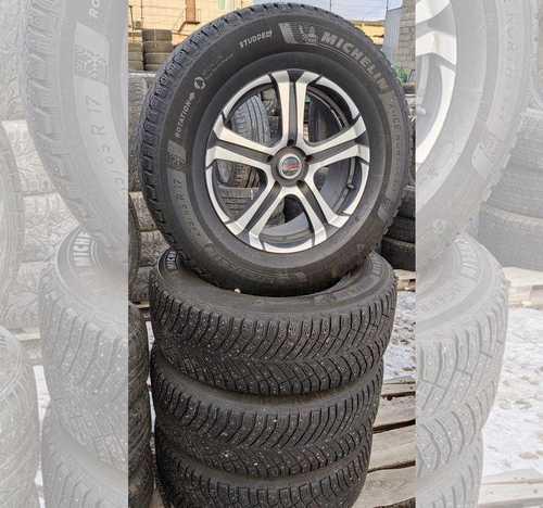 Michelin X-Ice North 4 SUV 255/65 R17