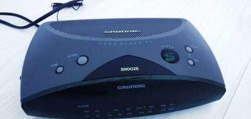 Радиоприемник Grundig sonoclock 22