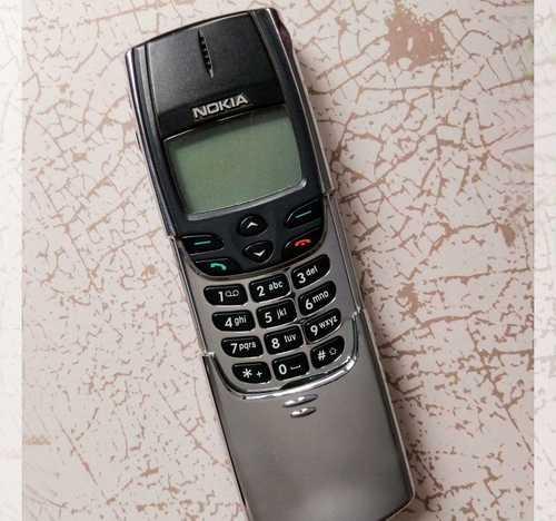 Nokia 8810