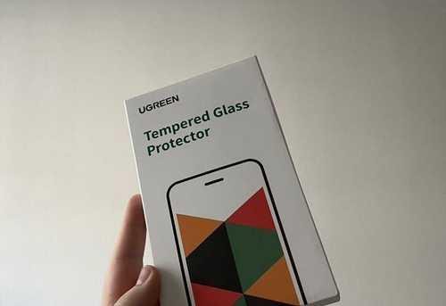 Защитное стекло на iPhone 15 pro