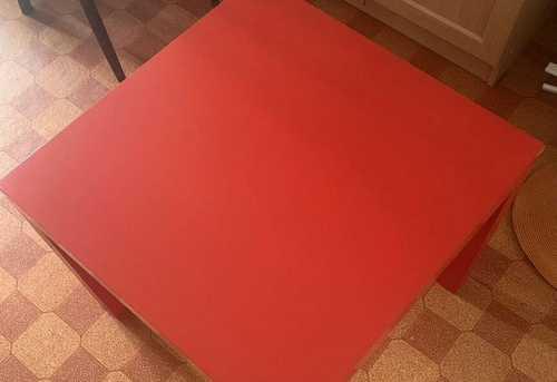 Журнальный столик IKEA красный