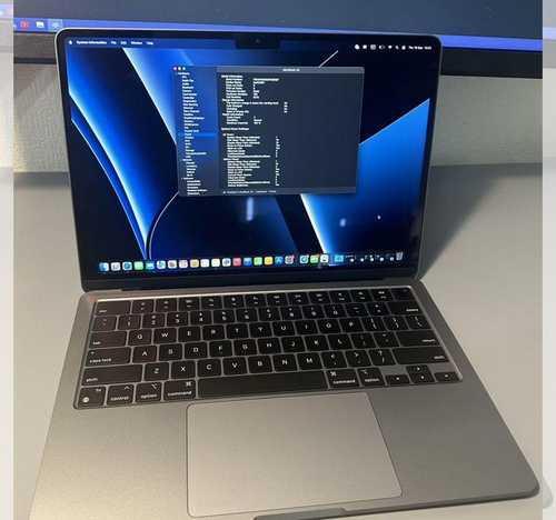 Macbook air 13" m2 8/256 gb