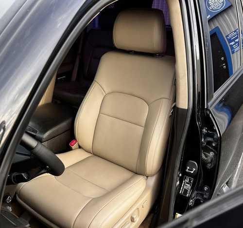 Перетяжка салона Toyota Land Cruiser 200