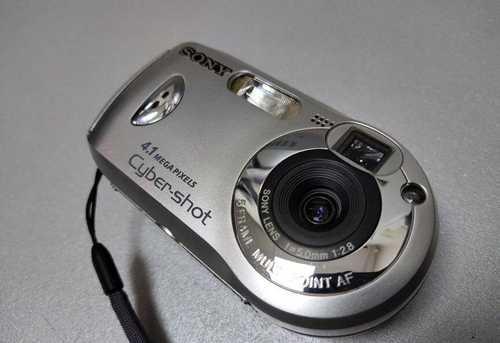 Sony Cyber-shot DSC-P43 Цифровая винтажная камера