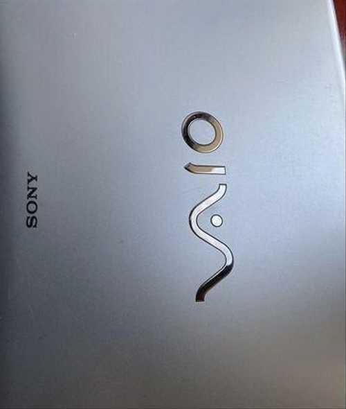 Ноутбук Sony vaio model pgg 61211v
