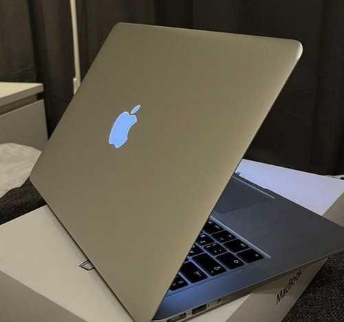 Apple macbook air 13 mid 2013