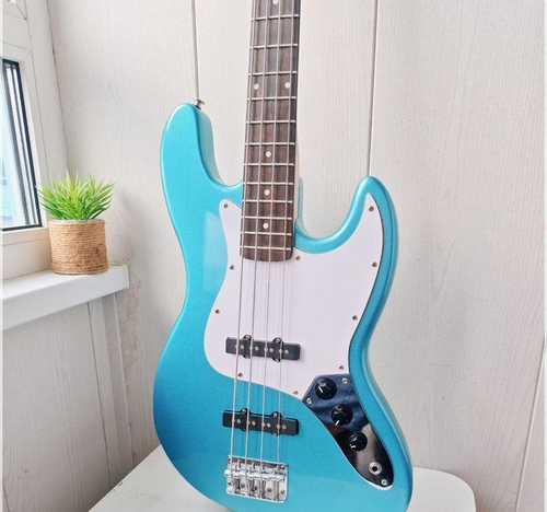 Бас-гитара Squier Jazz Bass (Affinity Series)