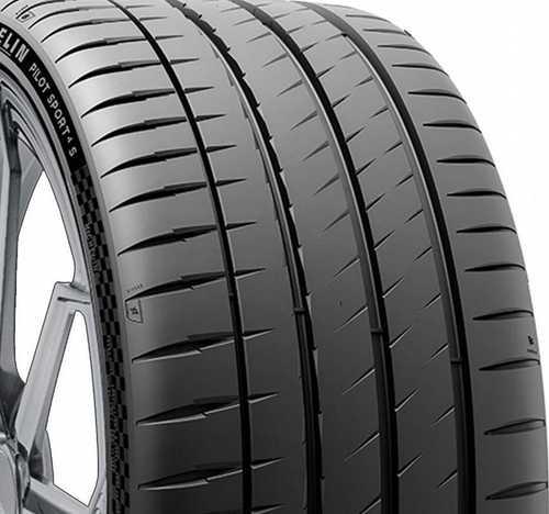 Michelin Pilot Sport 4 275/40 R19 105Y