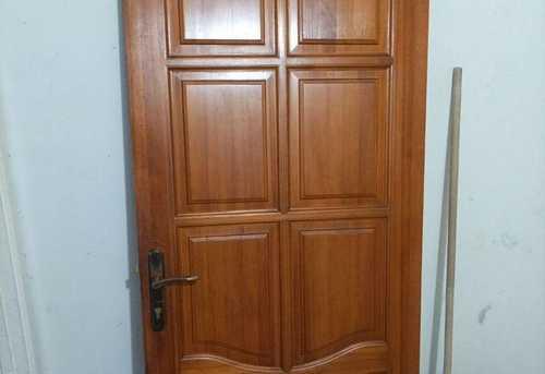 Дверь деревянная 200,5 на 80 см
