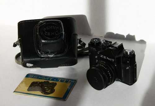 Фотоаппарат Zenit TTL с объективом Helios-44m