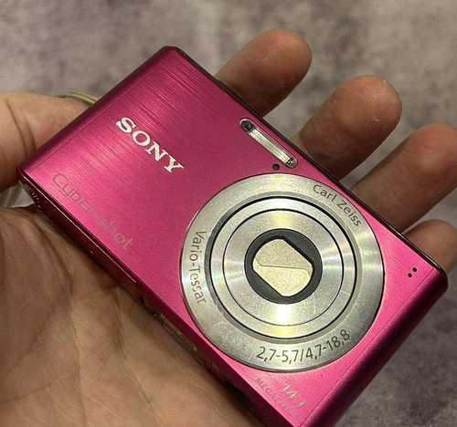 Sony cyber shot DSC-W530