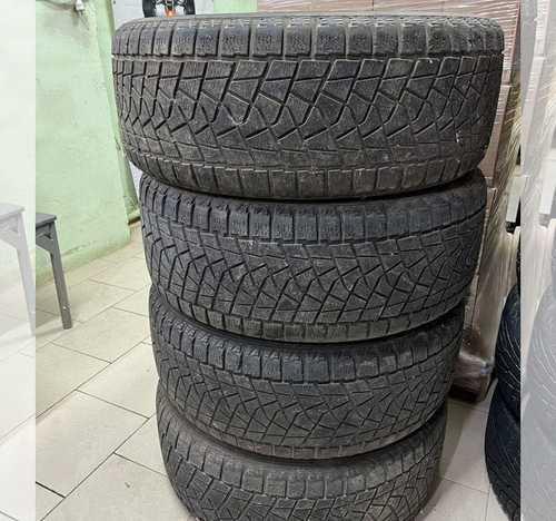 Bridgestone Blizzak DM-Z3 255/55 R18