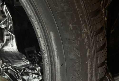 Kumho I'Zen KW27 245/40 R18 104V
